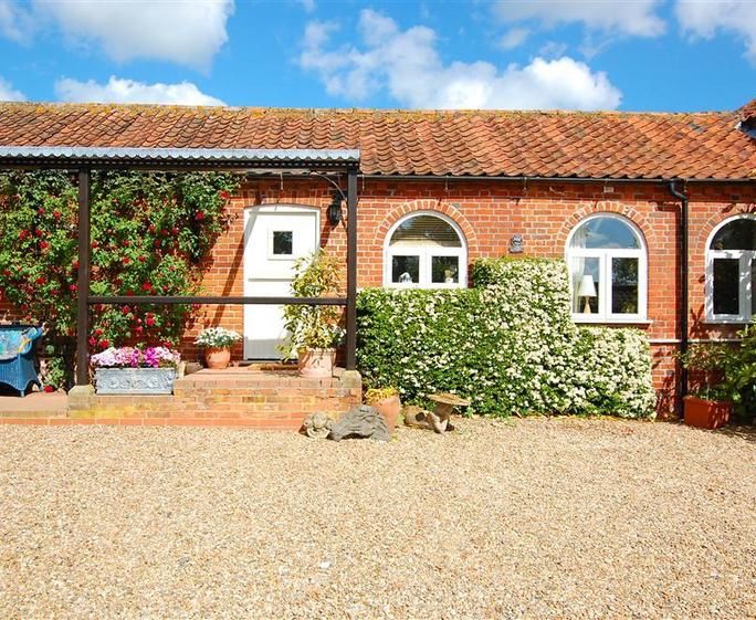 Manor Farm Cottage | Visit East of England