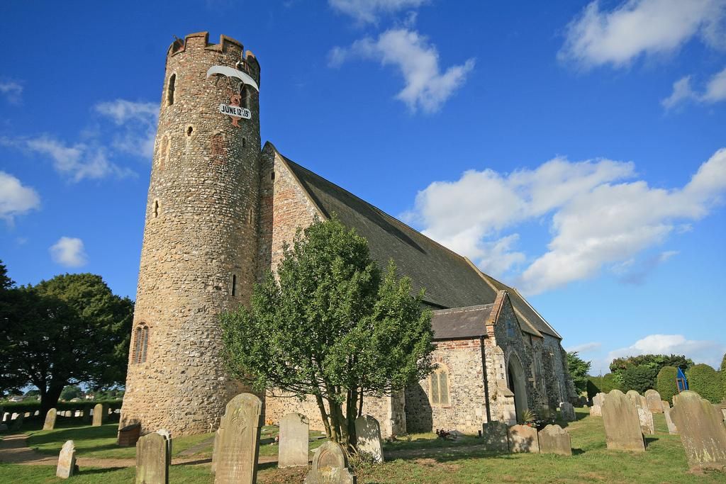 Saint Mary the Virgin- Blundeston | Visit East of England